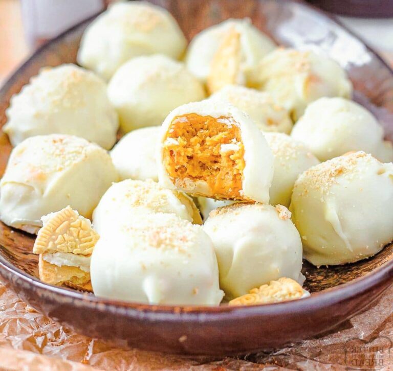 The Best Pumpkin Pie OREO Balls - MorimaDz